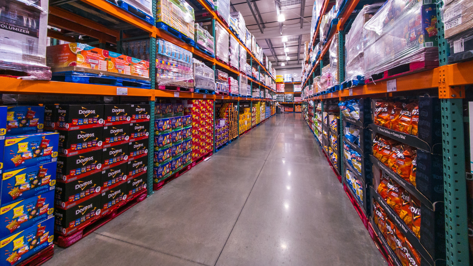 10 Best Salty Snacks From Costco, According To Customers