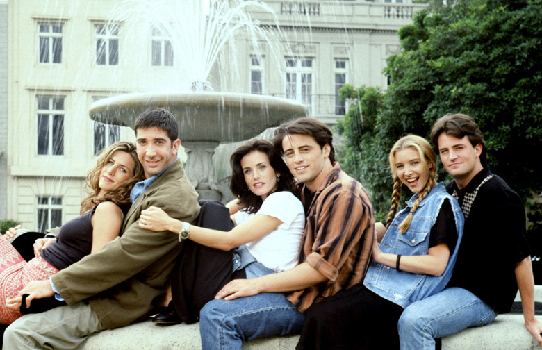 10 Iconic 'Friends' Thanksgiving Moments Gallery