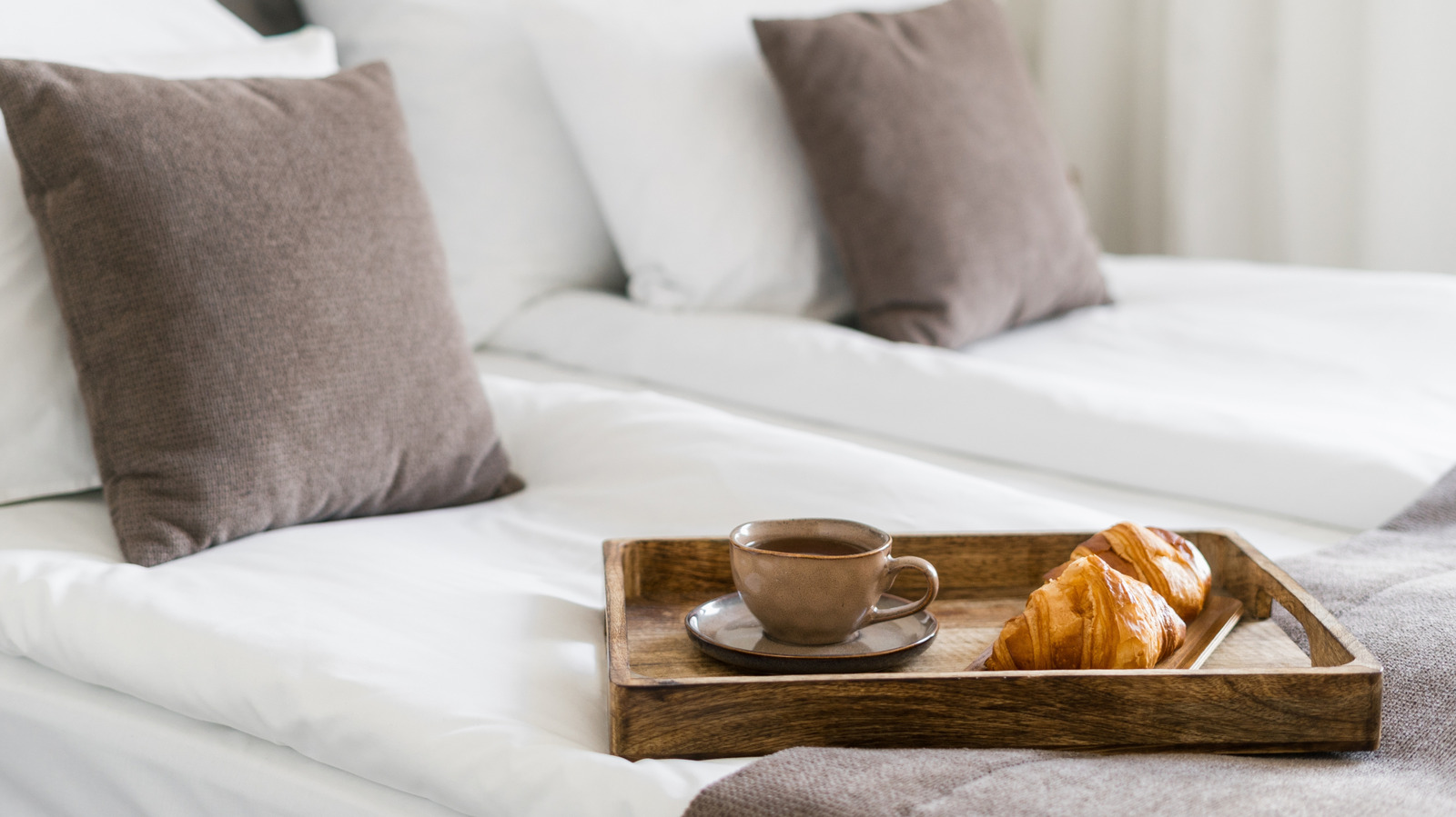 10 Tips For Getting The Most Out Of Your Hotel Room Coffee