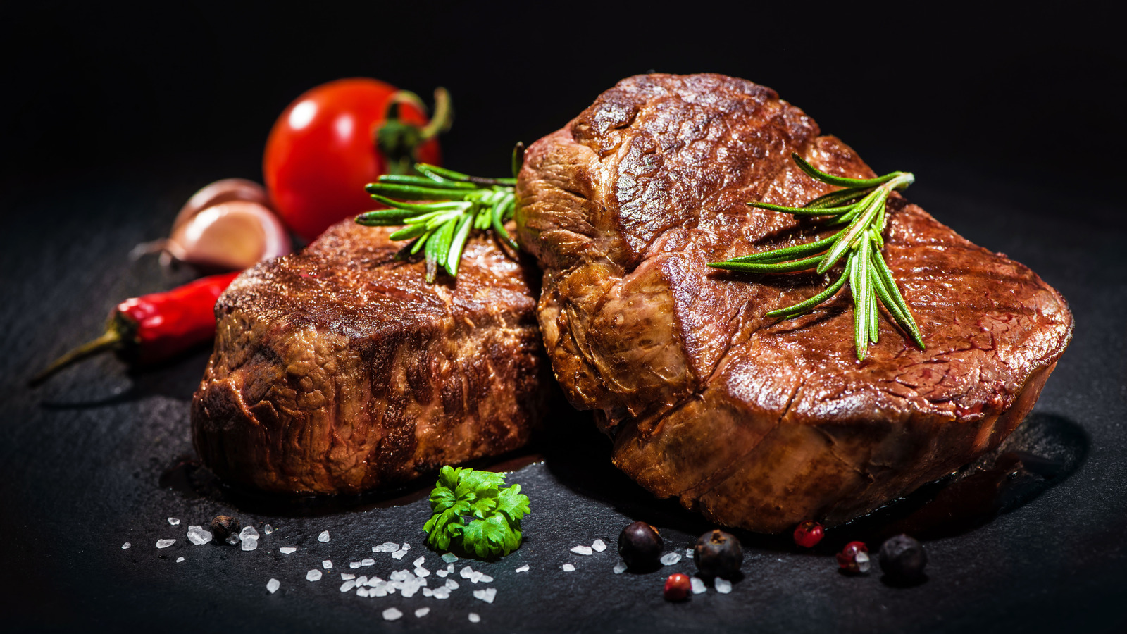 10 Ways Rival Steakhouse Chains Are Better Than Texas Roadhouse