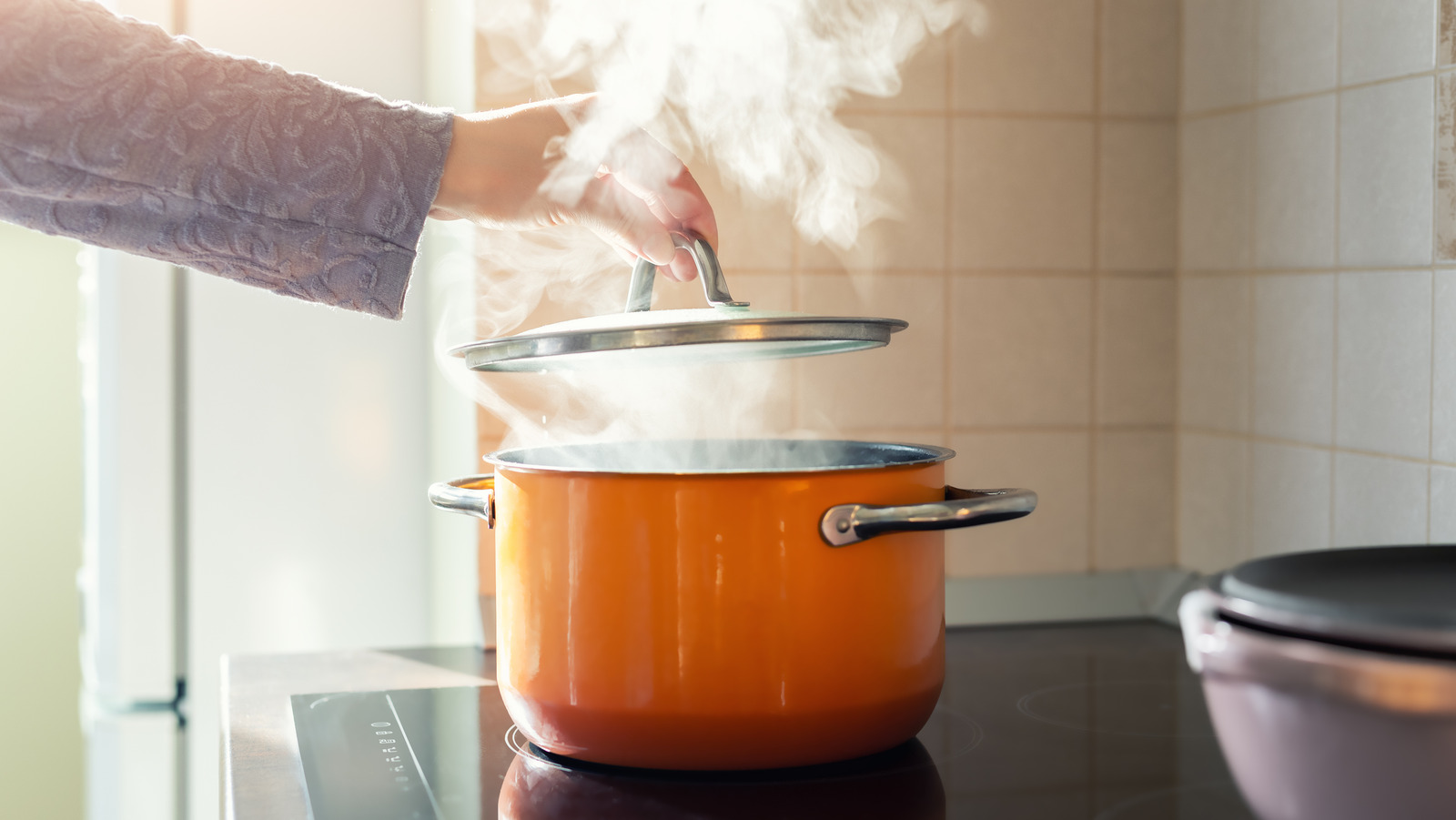 7 Foods You're Not Cooking In Water But Should Be