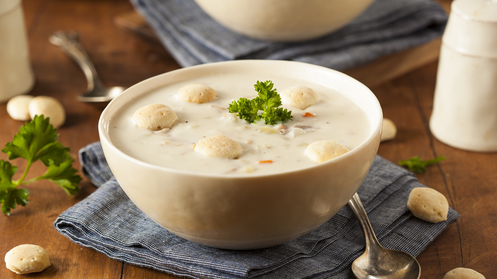12 Ways Chefs Like To Upgrade Their Clam Chowder