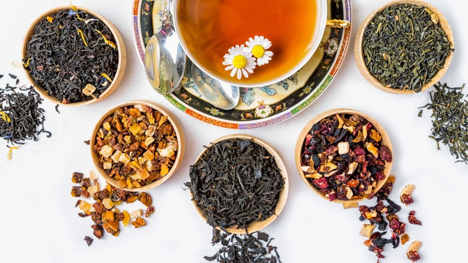 13 Of The Healthiest Teas To Help Spice Up Your Day