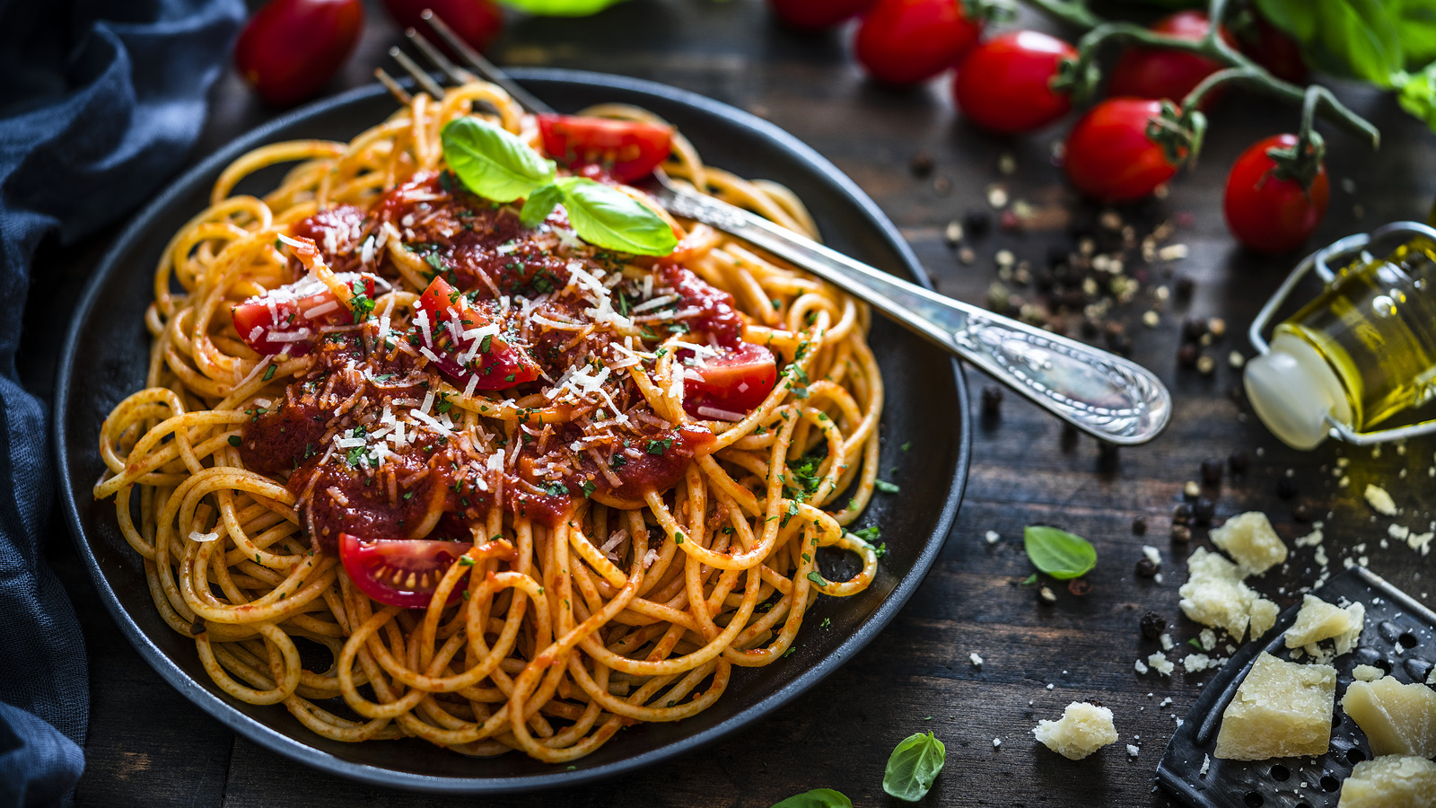 15 Ingredients That Will Seriously Upgrade Your Spaghetti Sauce