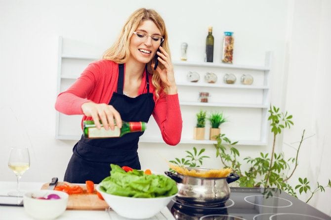 16 Questions Everyone Asks Mom About Cooking