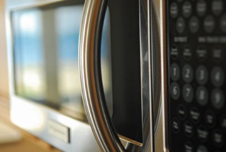 18 Things You Didn't Know You Could Cook in Your Microwave — and 3 ...