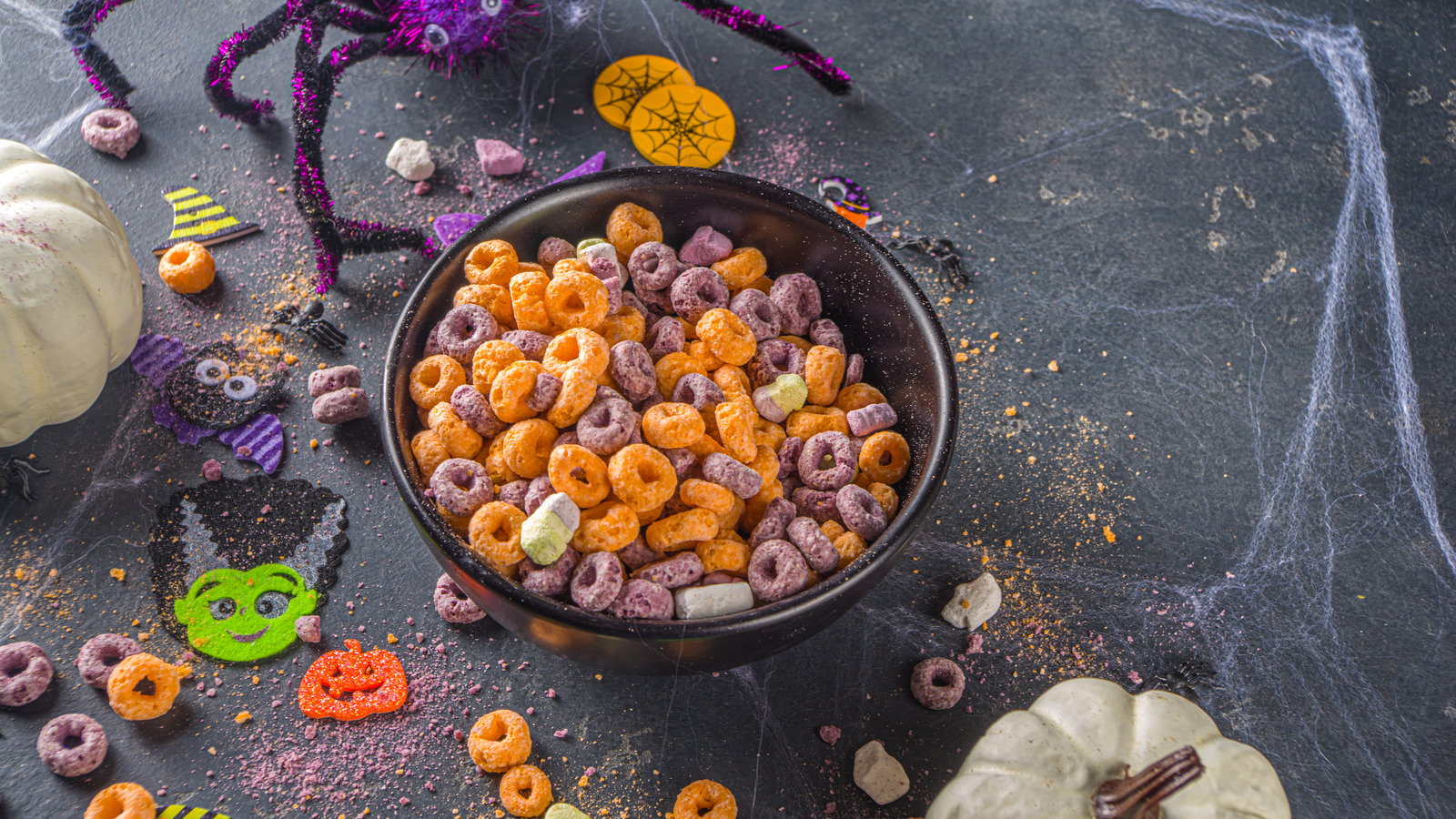 6 Halloween Cereals To Buy This Year & 6 You Might Want To Avoid