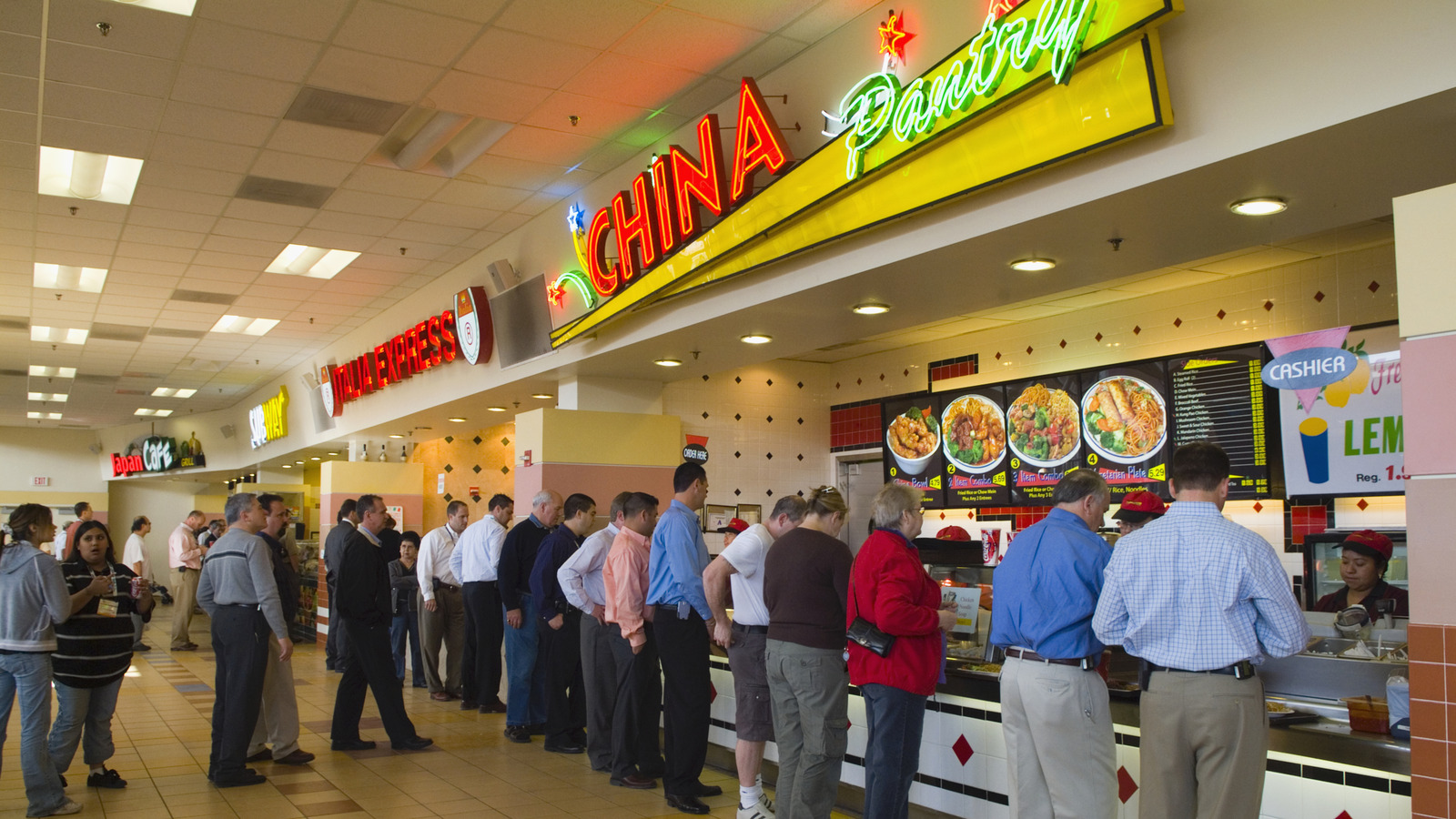 8 Mall Food Court Restaurants That Vanished