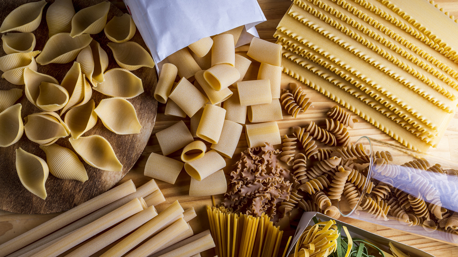 Aldi's Best Pasta Is A Bronze-Cut Masterpiece