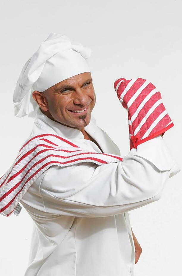 Bodybuilding Champion Turned Personal Chef Talks All Things Summer Fitness