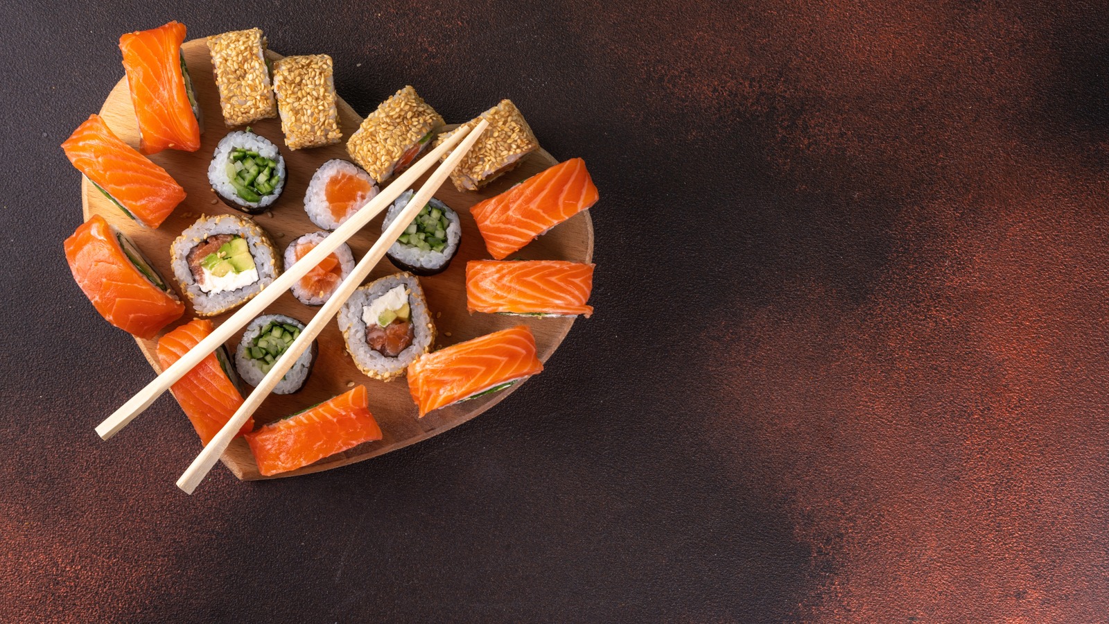Chef-Approved Sushi Pairings You Need To Try With Champagne
