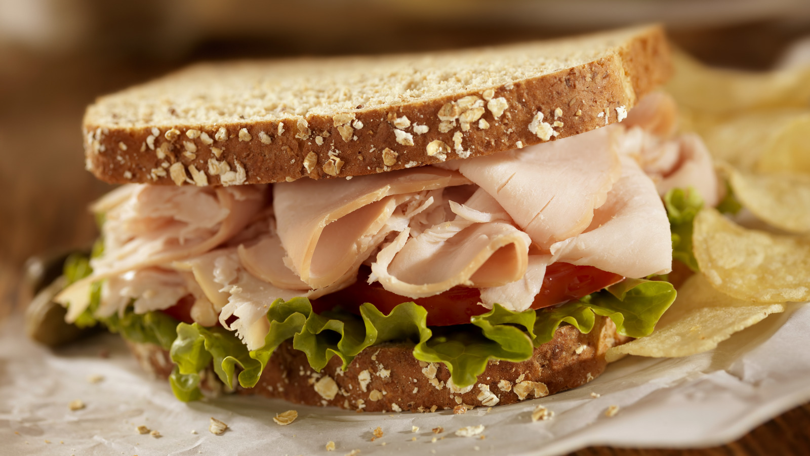 Clever Methods To Make Sure Your Sandwich Isn't A Soggy Mess