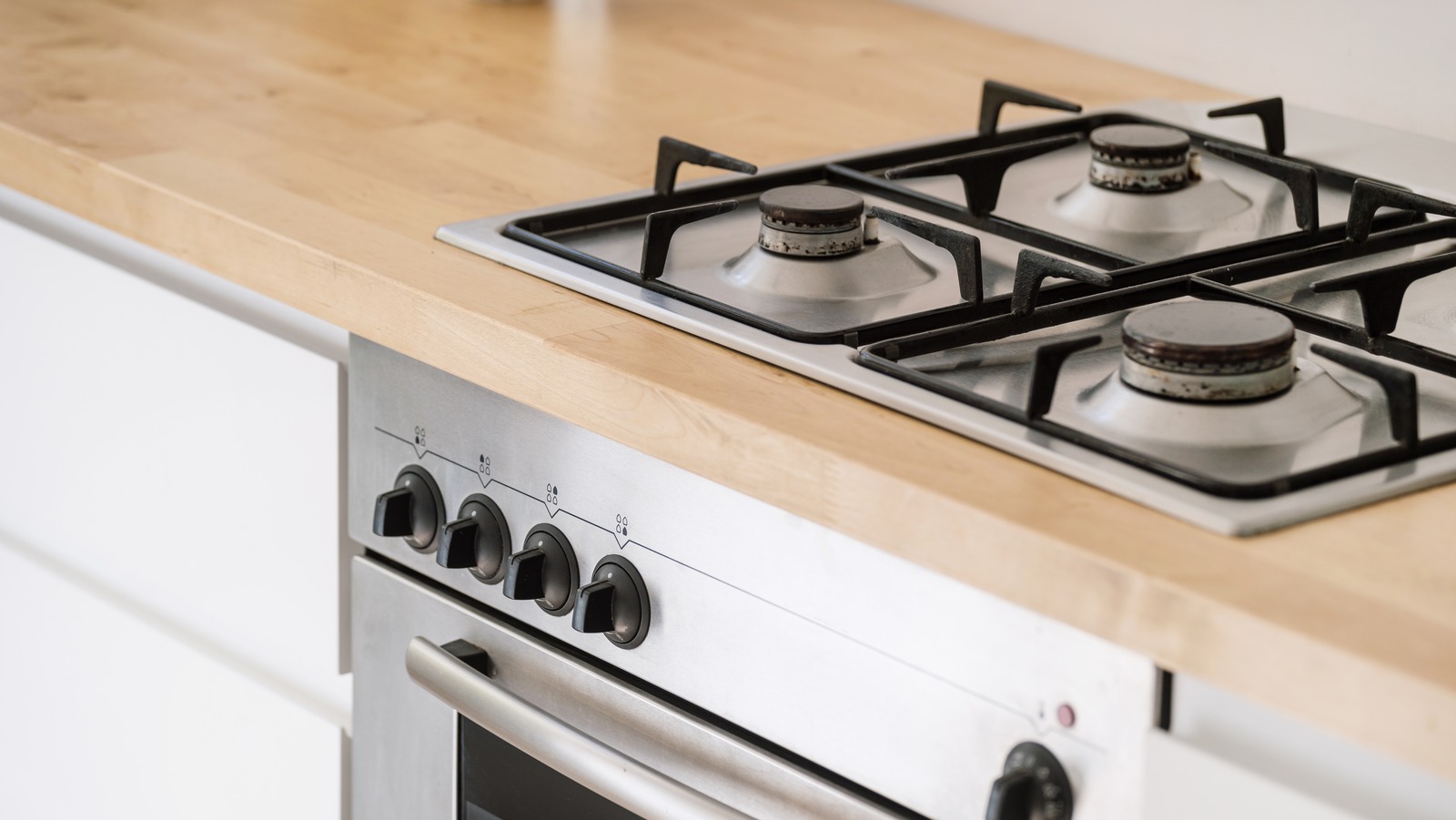 Double Your Stovetop Space With A Simple Baking Steel Hack