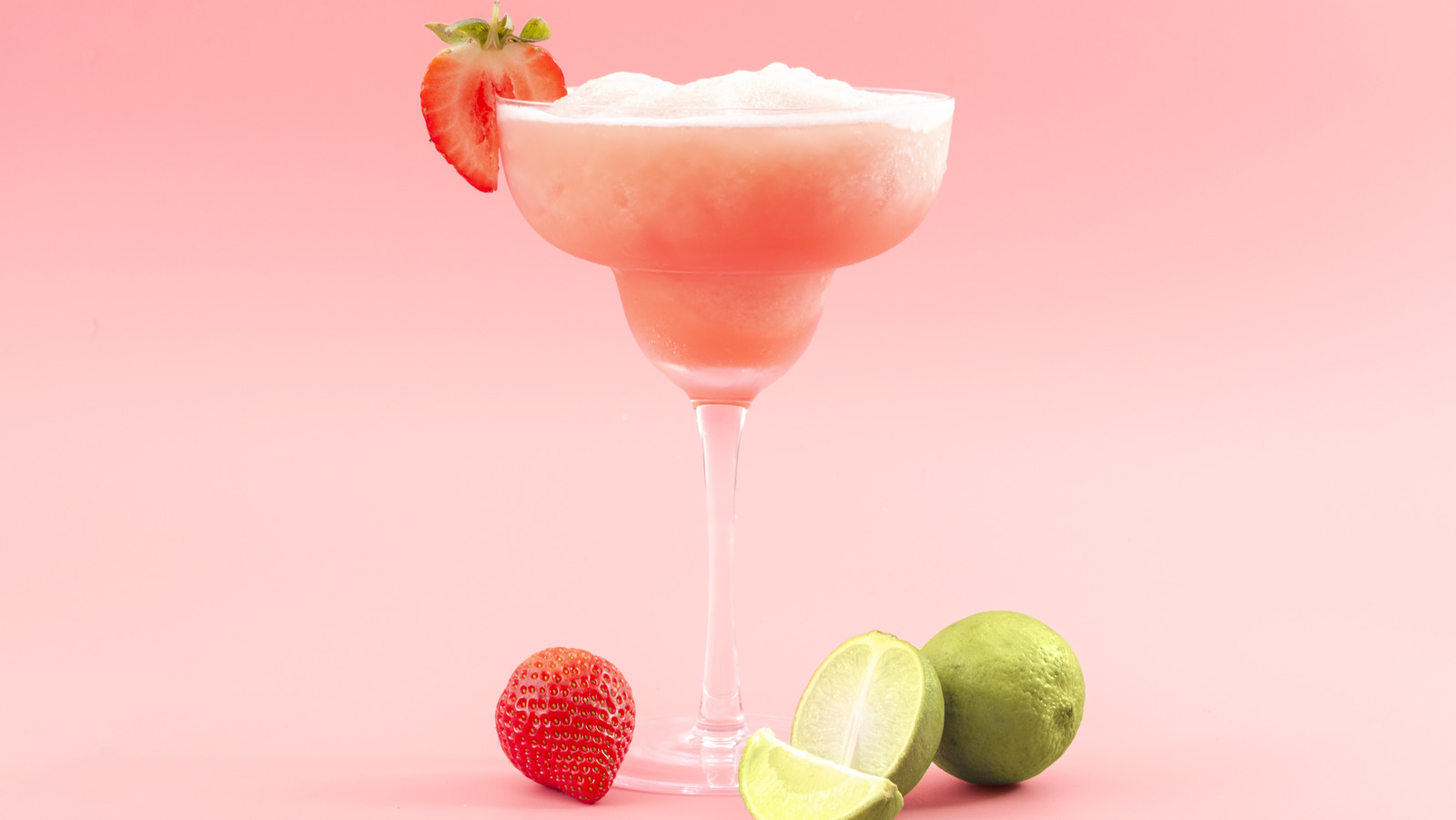 Expert Tips For Blending Frozen Cocktails Like A Pro