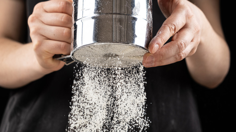 Give Old Mason Jars New Life With This Clever DIY