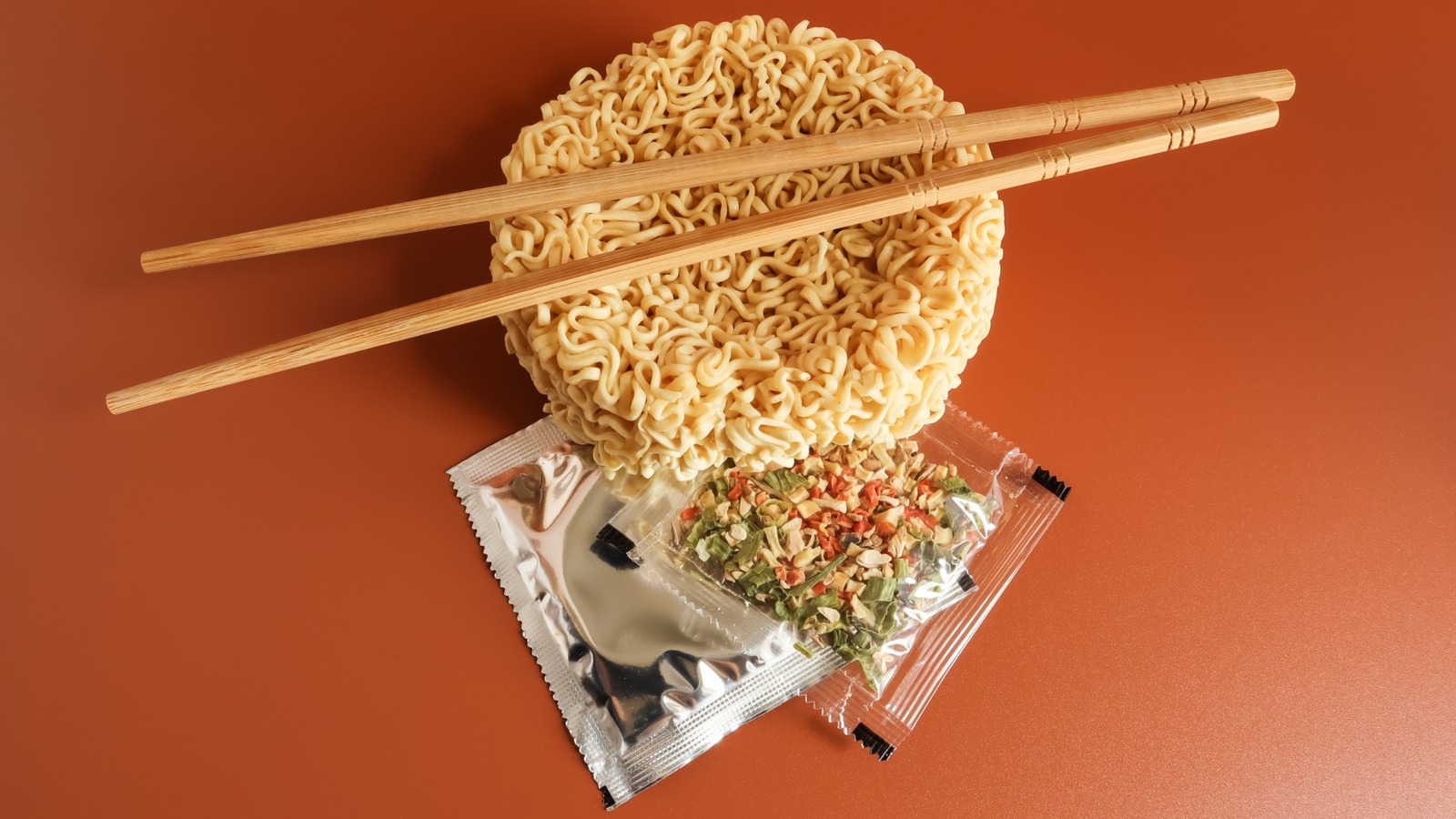 Use Peanut Butter To Give Ramen A Creamy Twist