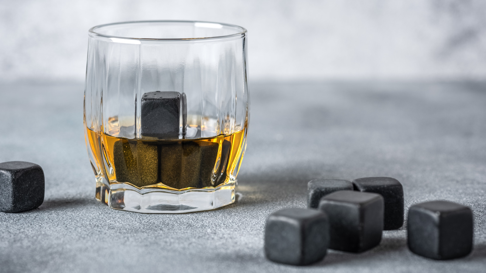How To Use Whiskey Stones The Right Way In Your Drink