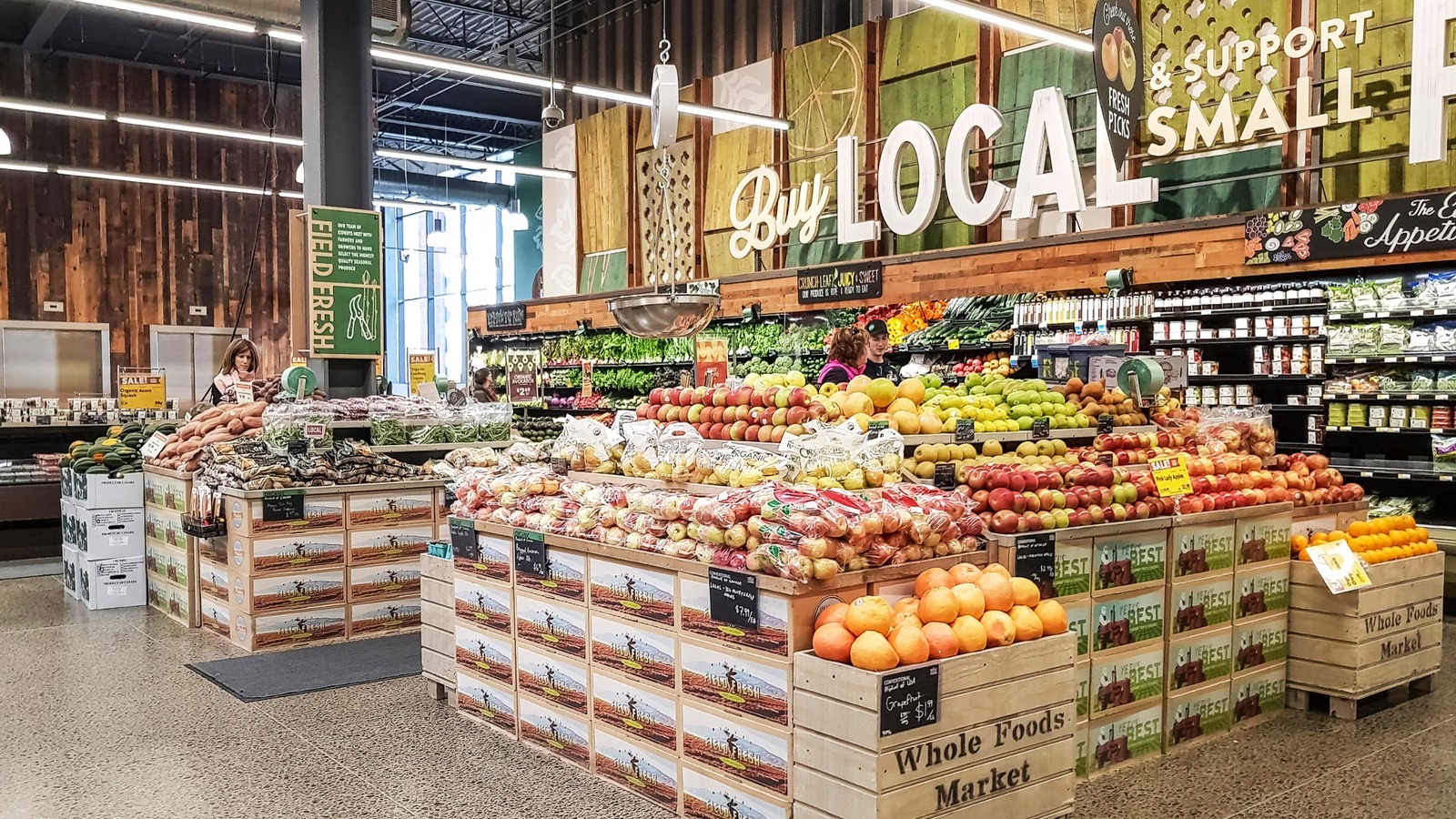 Here's What Whole Foods' Yellow And Blue Tags Mean