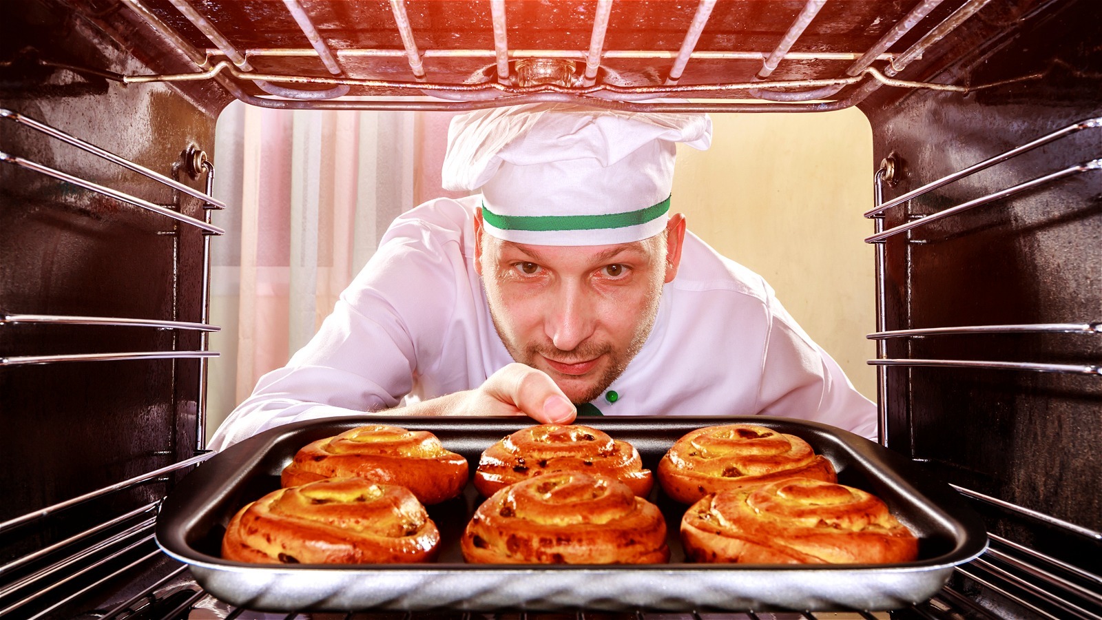 Here's Why 350 Degrees Fahrenheit Is Always The Suggested Temperature ...