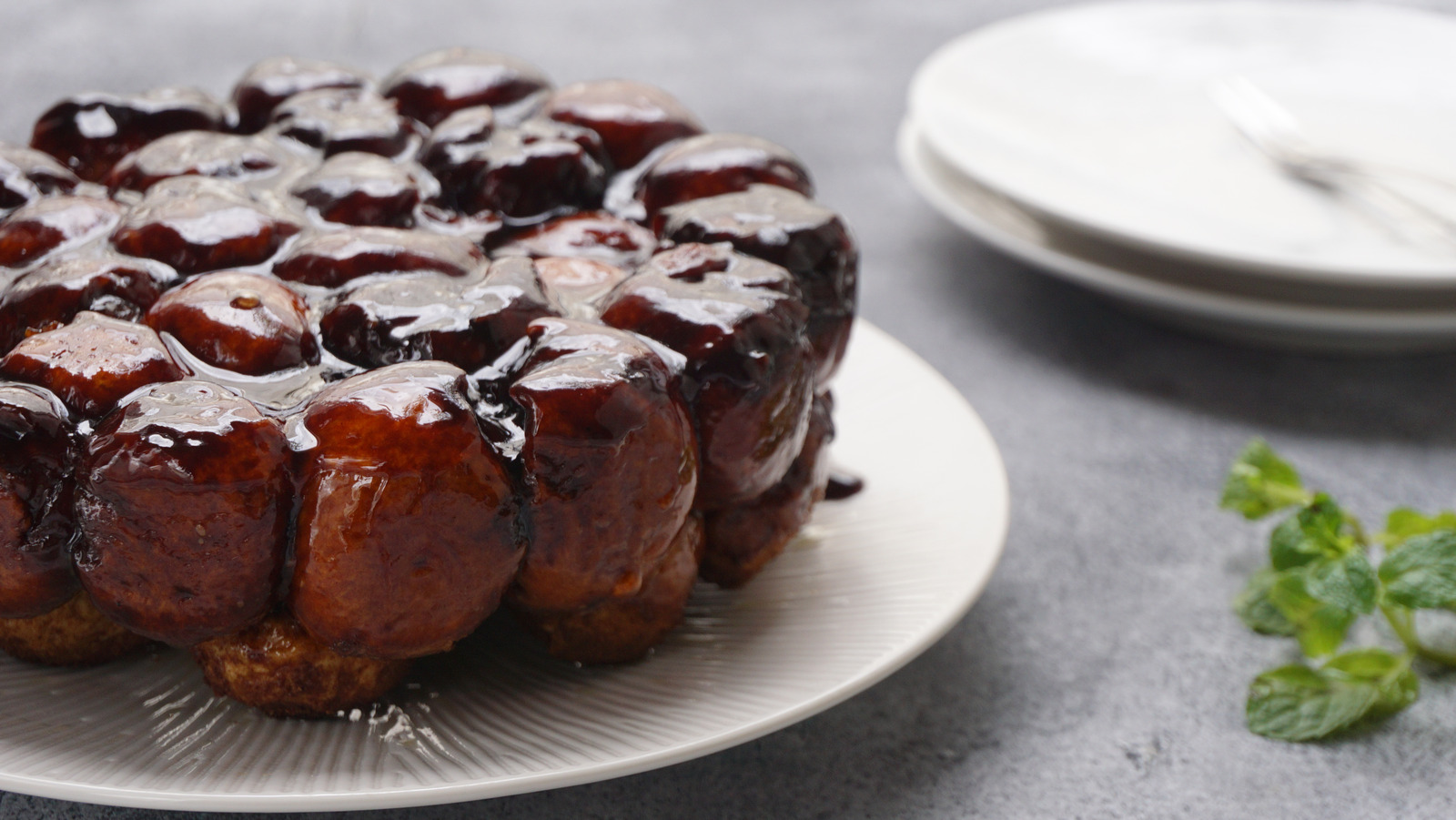 Hot Cocoa Mix Takes Sticky Sweet Monkey Bread To Another Level
