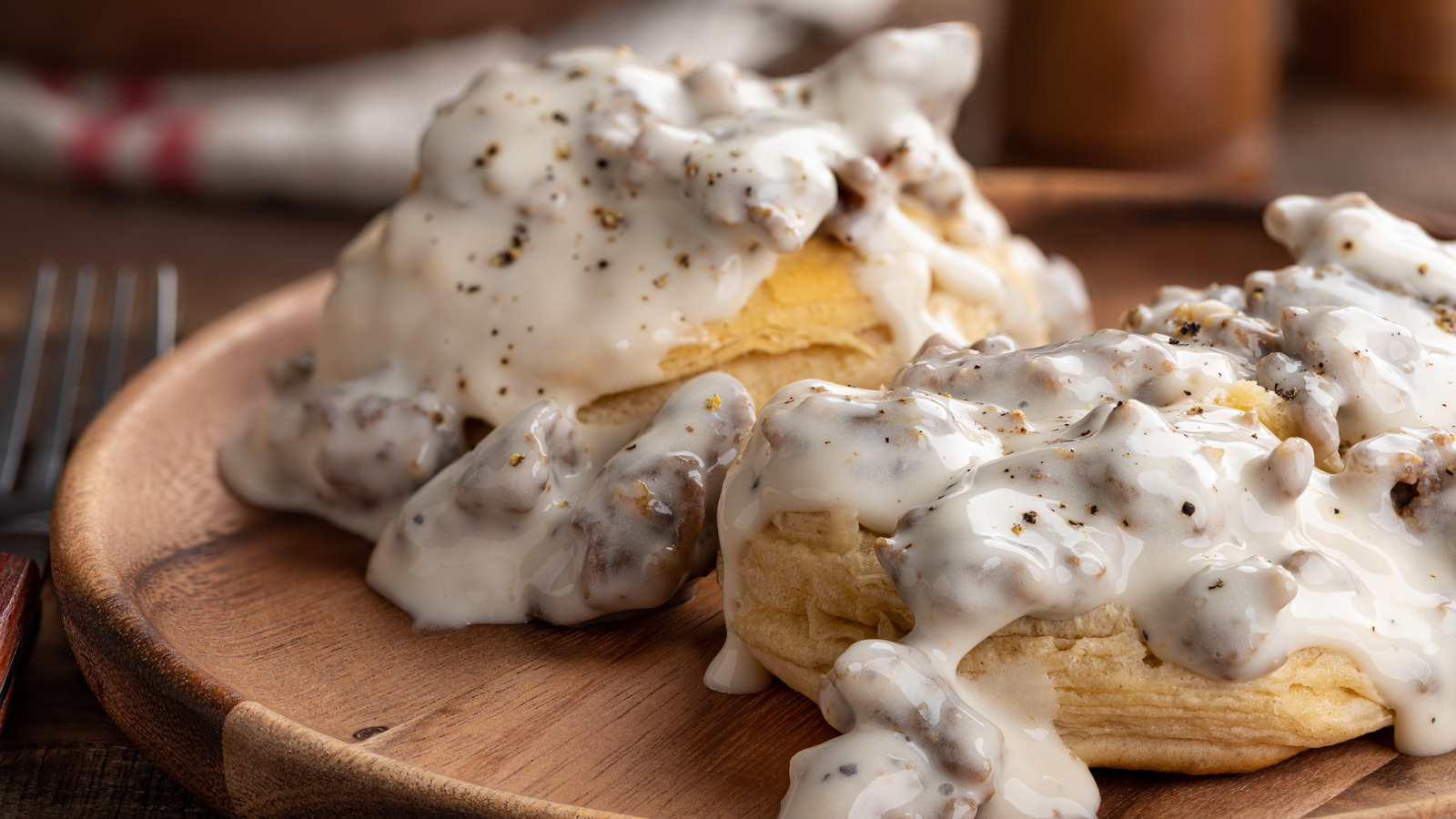 How Sawmill Gravy Got Its Name And Became A Southern Staple