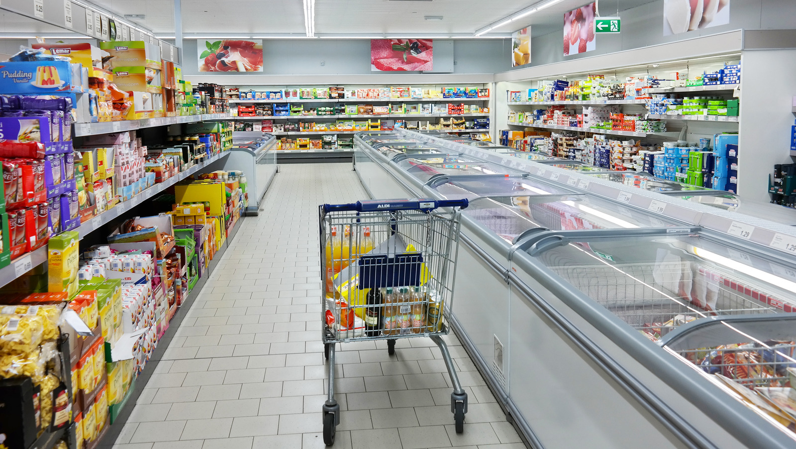 How The Size Of Aldi Stores Actually Helps You Save Money