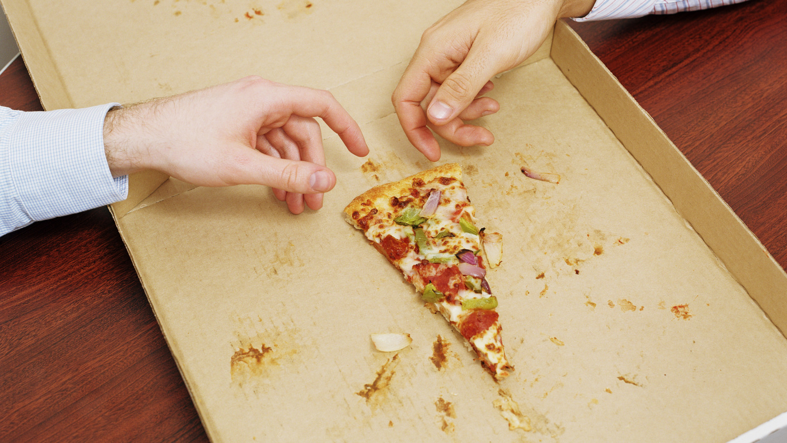 Hack Your Last Slice Of Pizza To Avoid Fighting Your Friends For It