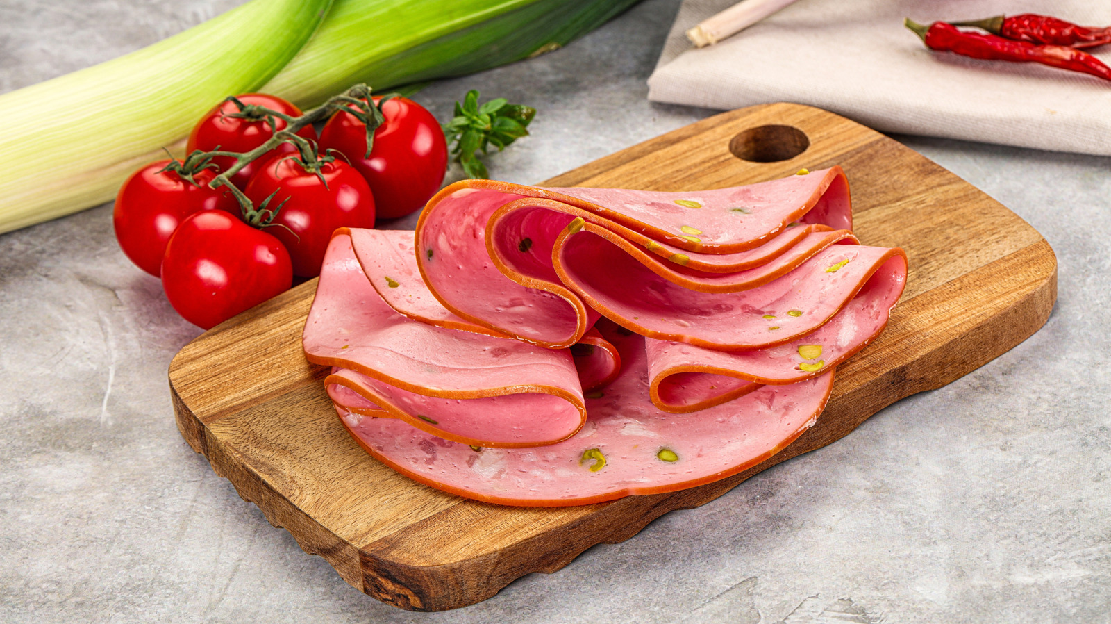 How To Identify Highly-Processed Deli Meats