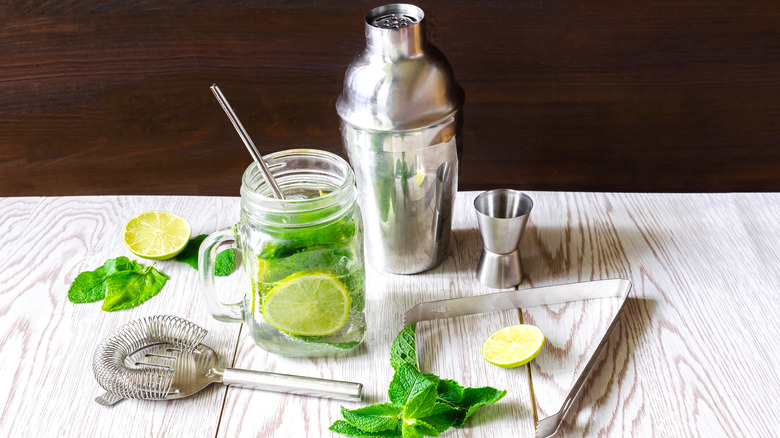 How To Make Fancy Cocktails At Home Without A Shaker