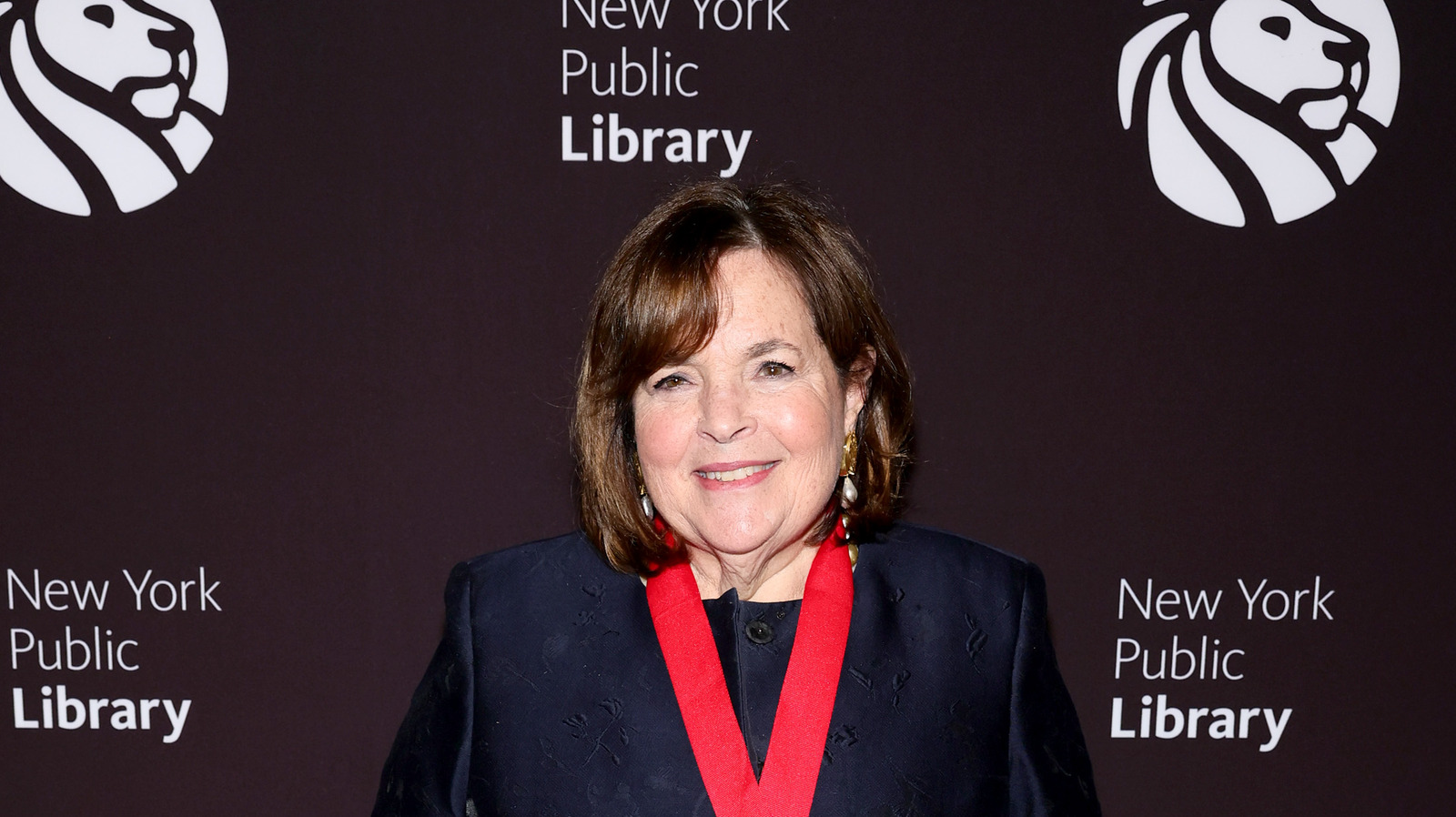 Ina Garten's Clever Trick For Keeping Your Knives As Sharp As Possible