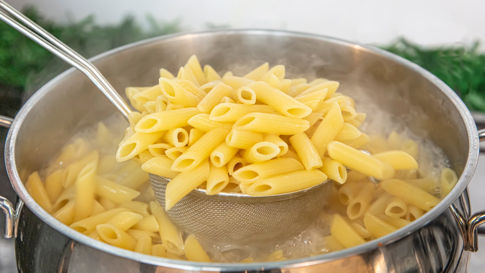 Is It Really Necessary To Stir Pasta As It Cooks 