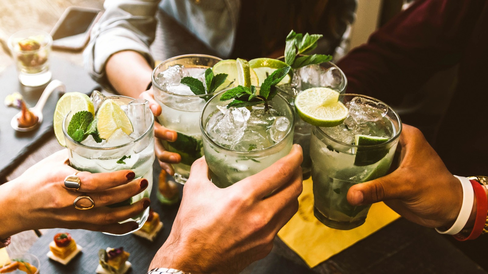 Letting Citrus Juice Rest Is The Easy Way To Elevate Your Next Cocktail