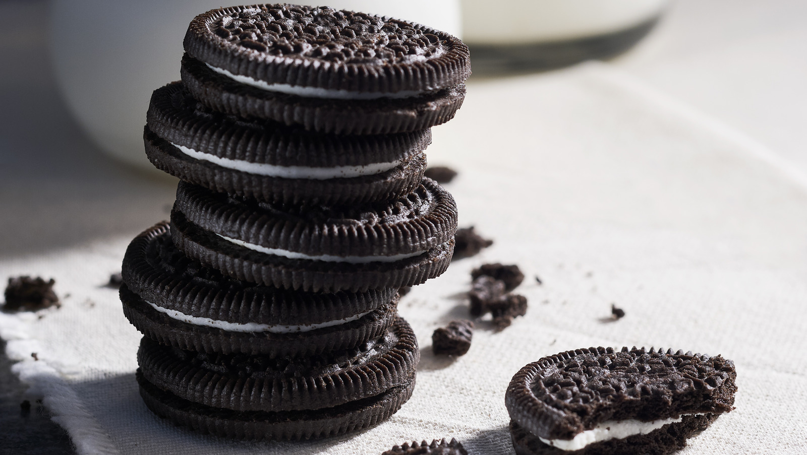 Oreo Cookies Make The Perfect Base For Mini Ice Cream Sandwiches