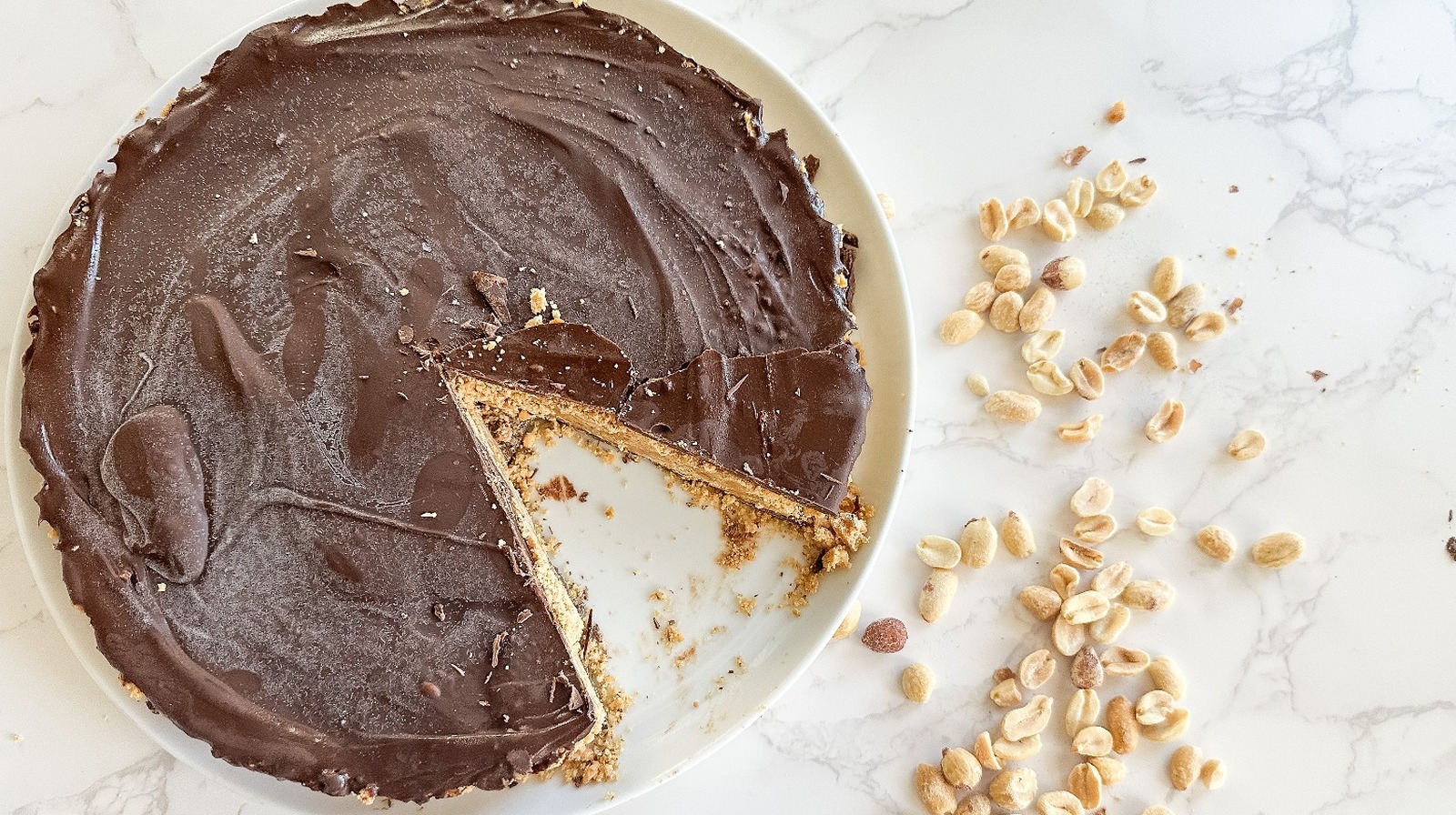 Reese's-Inspired Peanut Butter Cup Pie Recipe