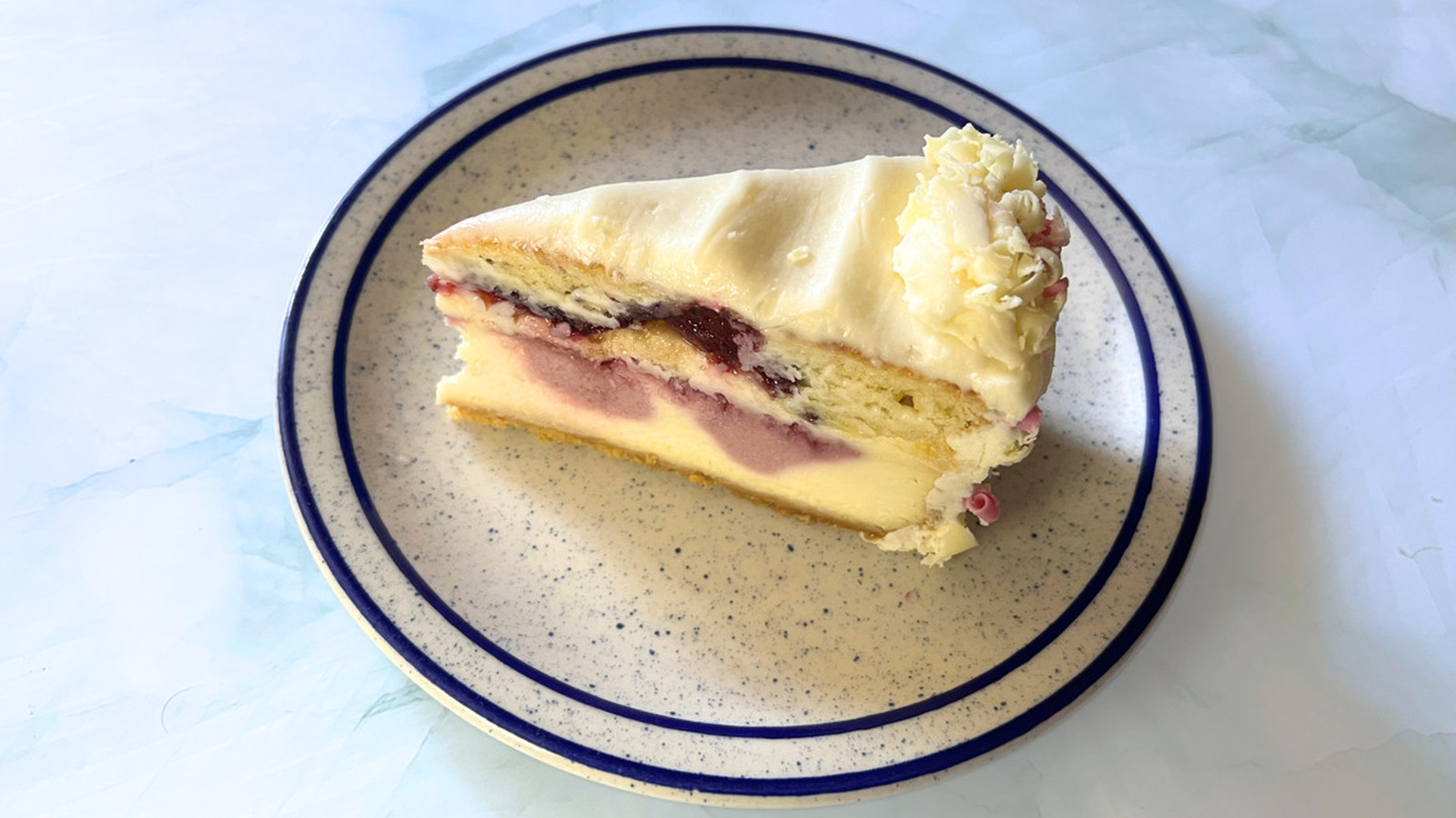 Review: The Cheesecake Factory's Triple Berry Bliss Cheesecake Left Us ...