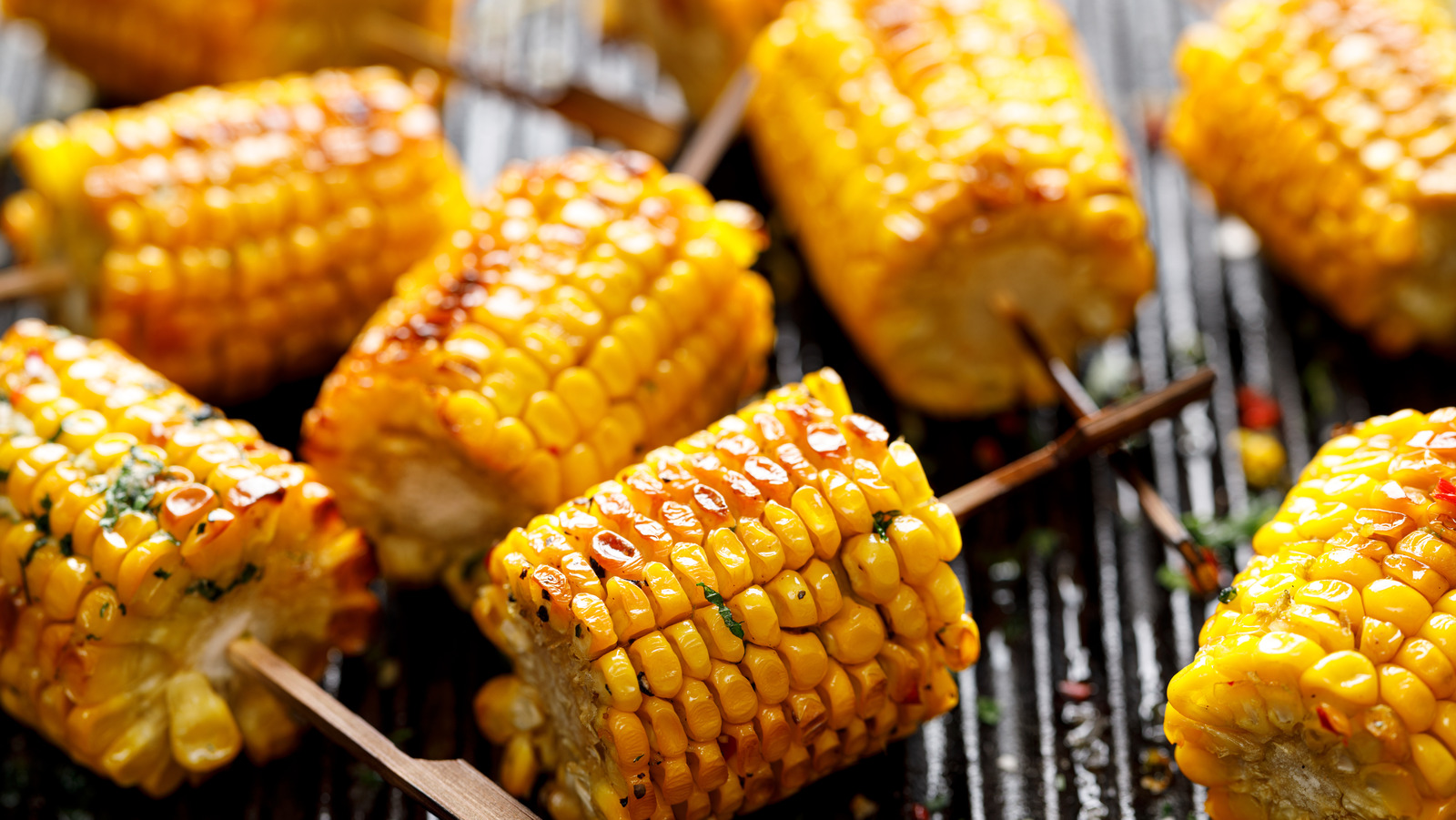 Should You Throw Out Leftover Corn Cobs?
