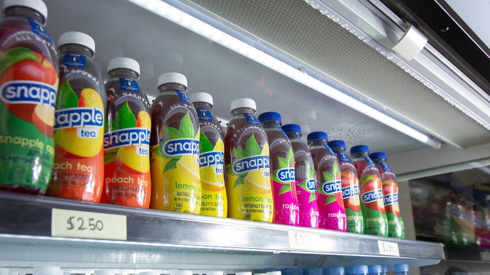 Snapple Is Touring The US To Let Fans Try 33 Flavors Before They Buy