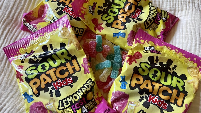 Sour Patch Kids Lemonade Fest Review: A Super Tart And Tasty Summer Treat
