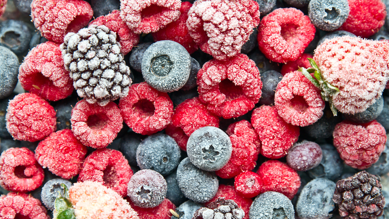 The Absolute Best Fruits To Freeze & What To Do With Them Afterward