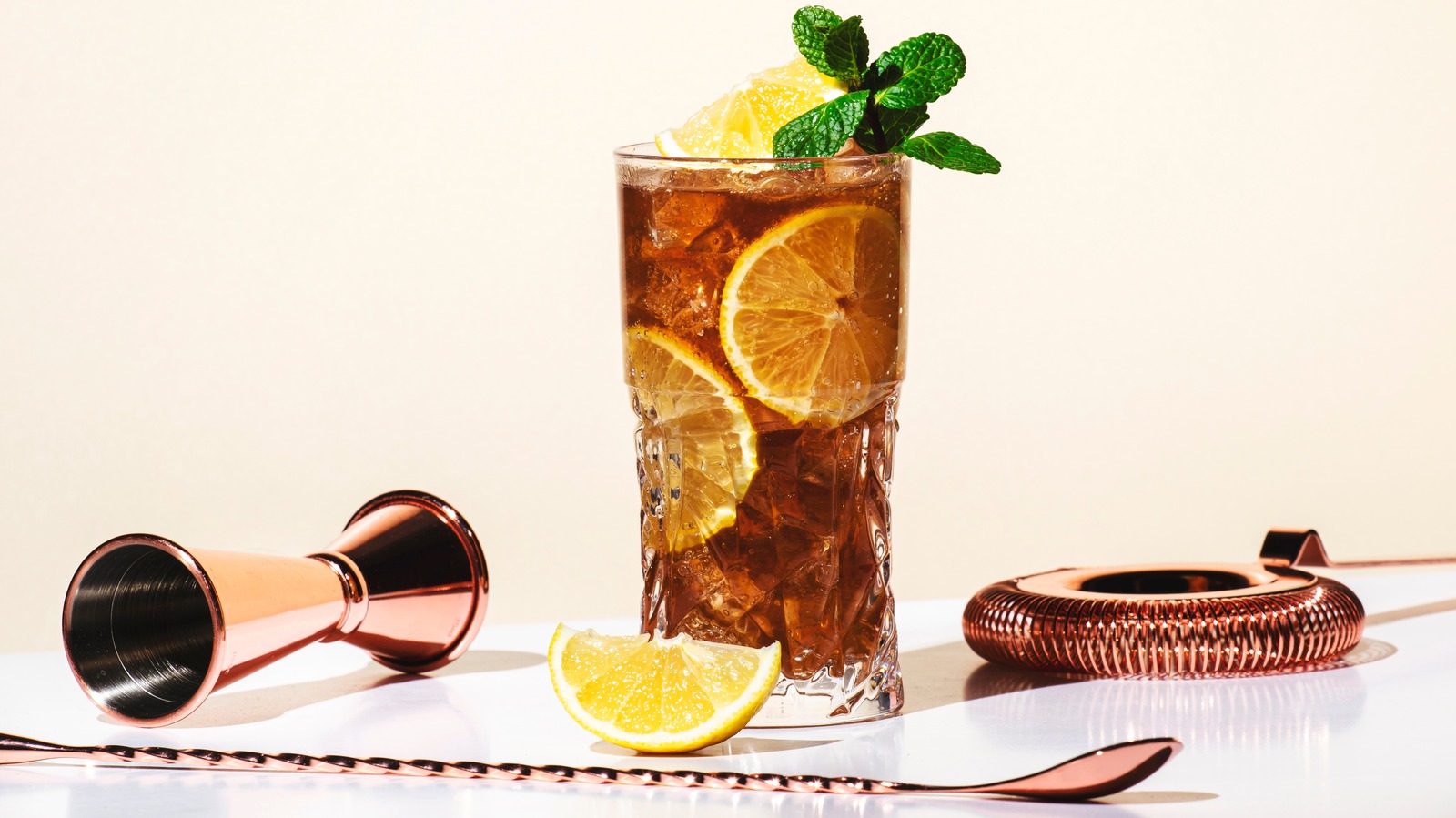 Try This Simple Averna Limonata Cocktail With Just 2 Ingredients