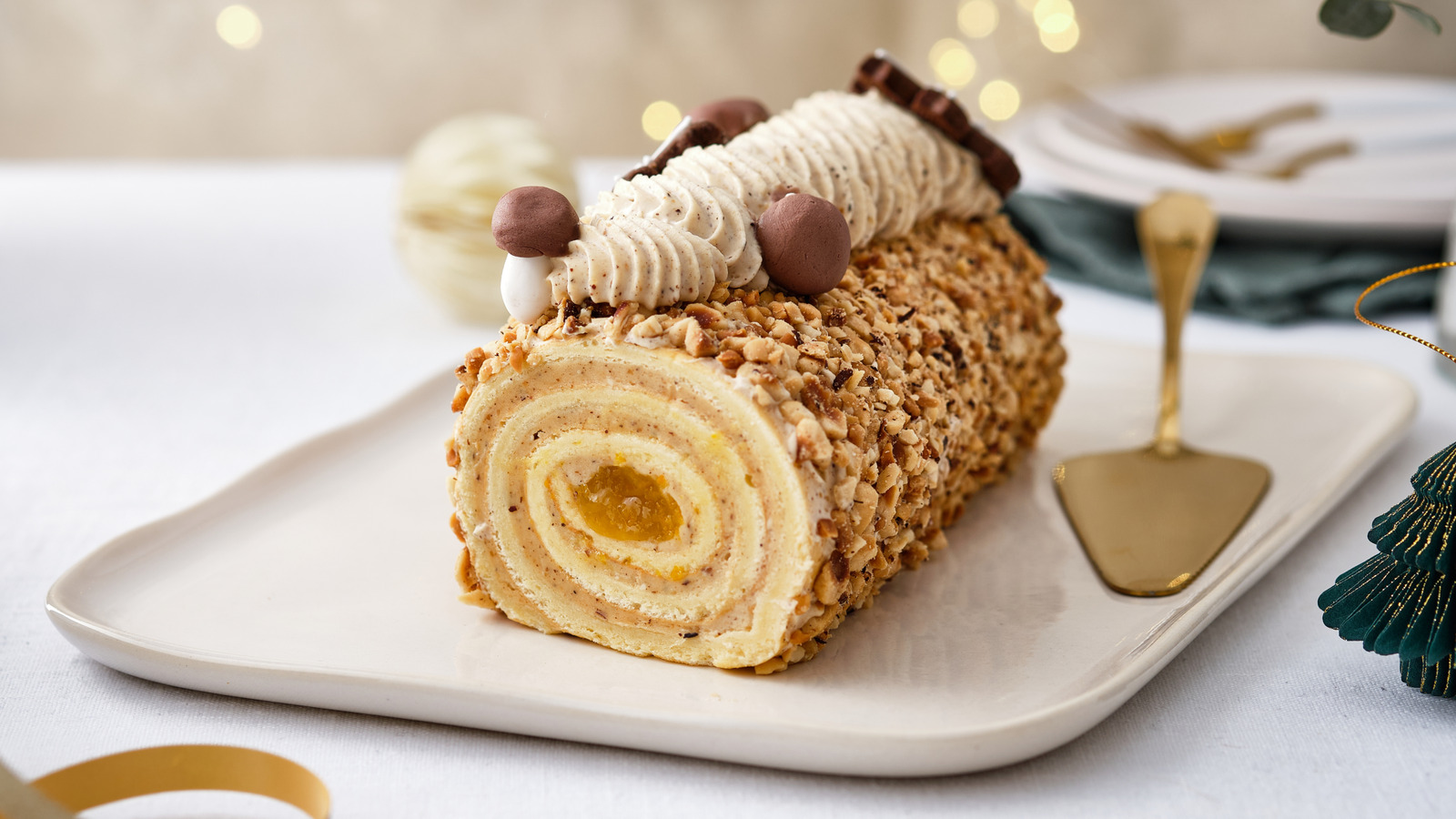 The Best (And Worst) Fillings To Roll Into Your Christmas Yule Log