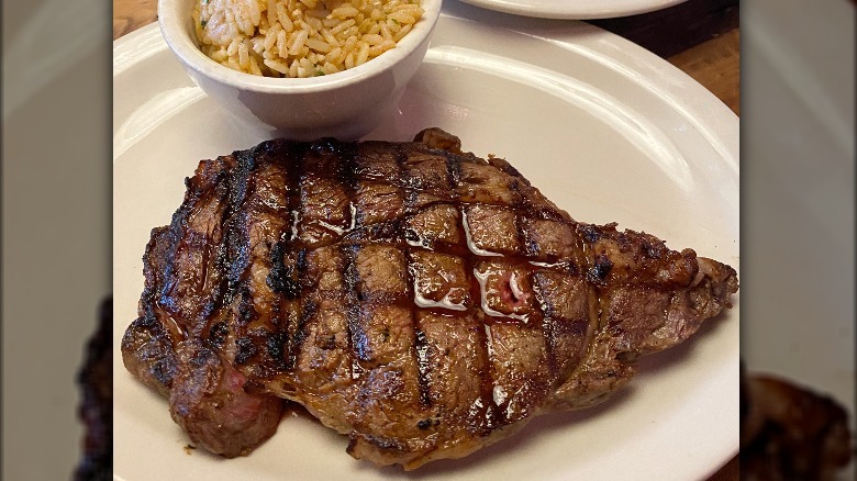 The Best Dishes At Texas Roadhouse, Ranked