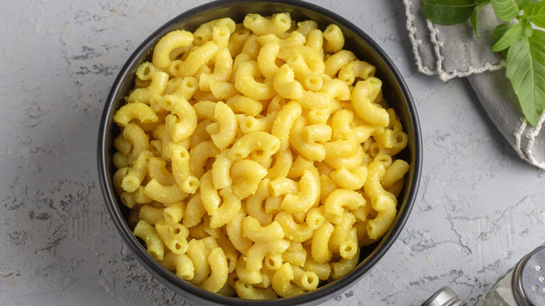 The Brand Behind Cracker Barrel's Boxed Mac And Cheese May Surprise You
