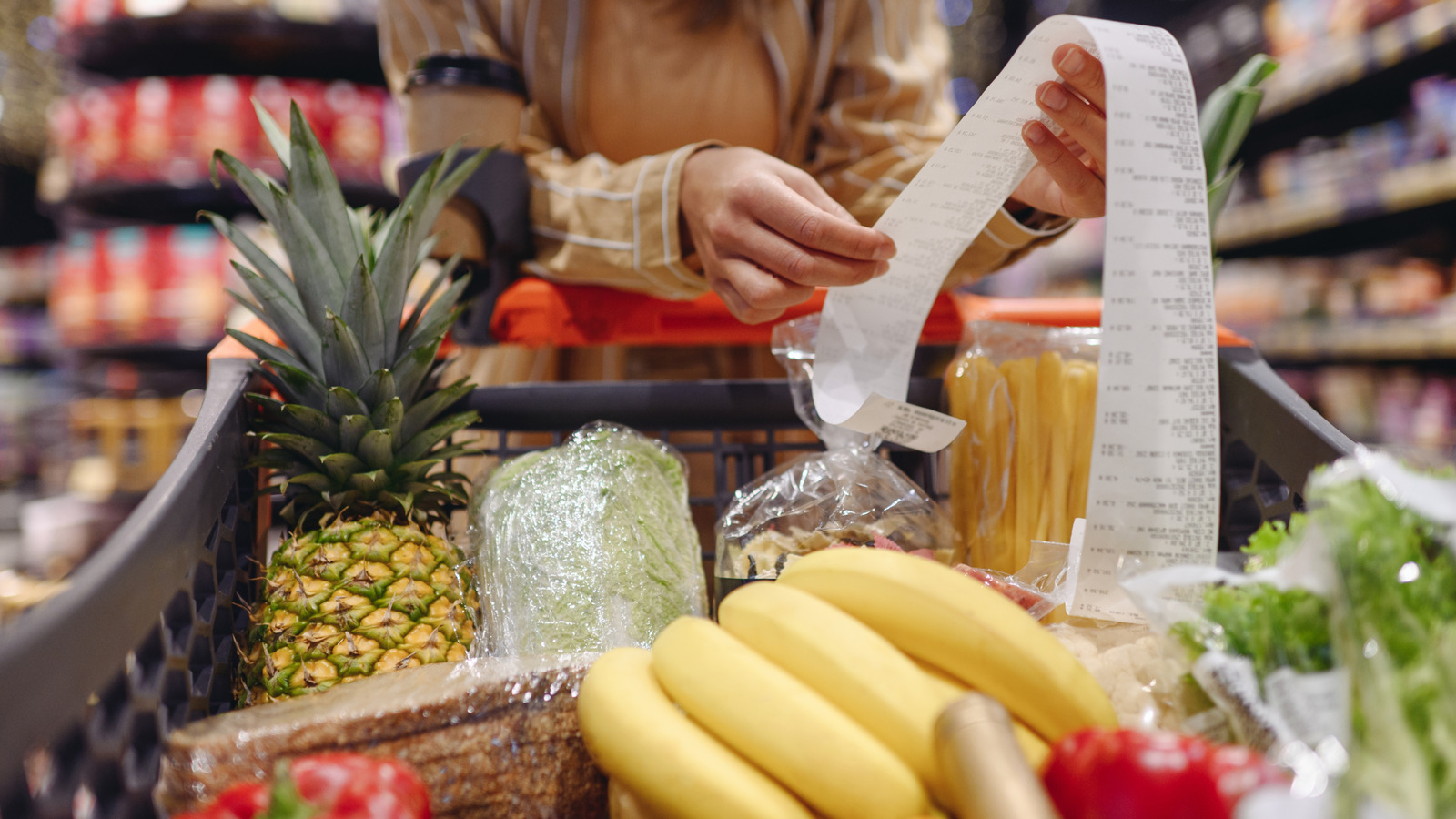 Making A 'Do Not Buy' List Helps You Avoid Overspending At The Supermarket