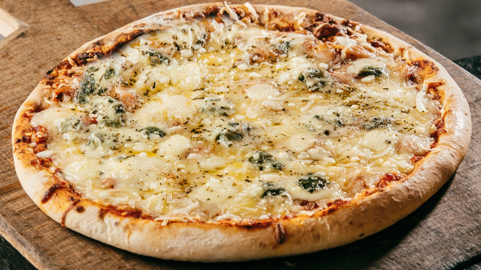 The Expert-Approved Cheese Hack For An Unforgettable Pizza