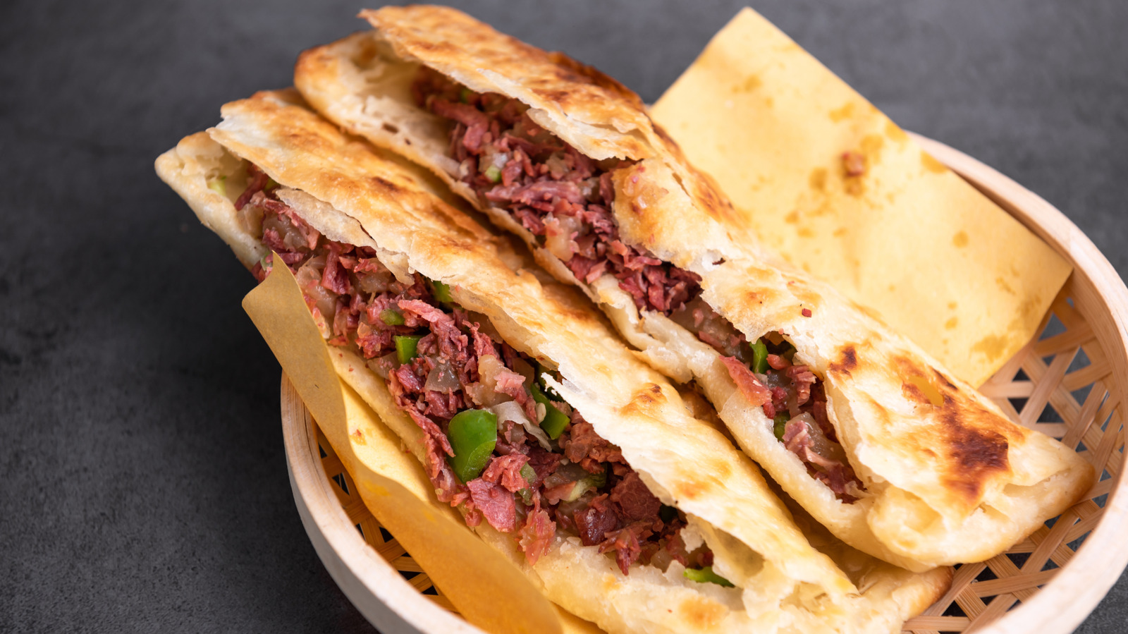 The Chinese 'Burger' That Features A Truly Unexpected Meat