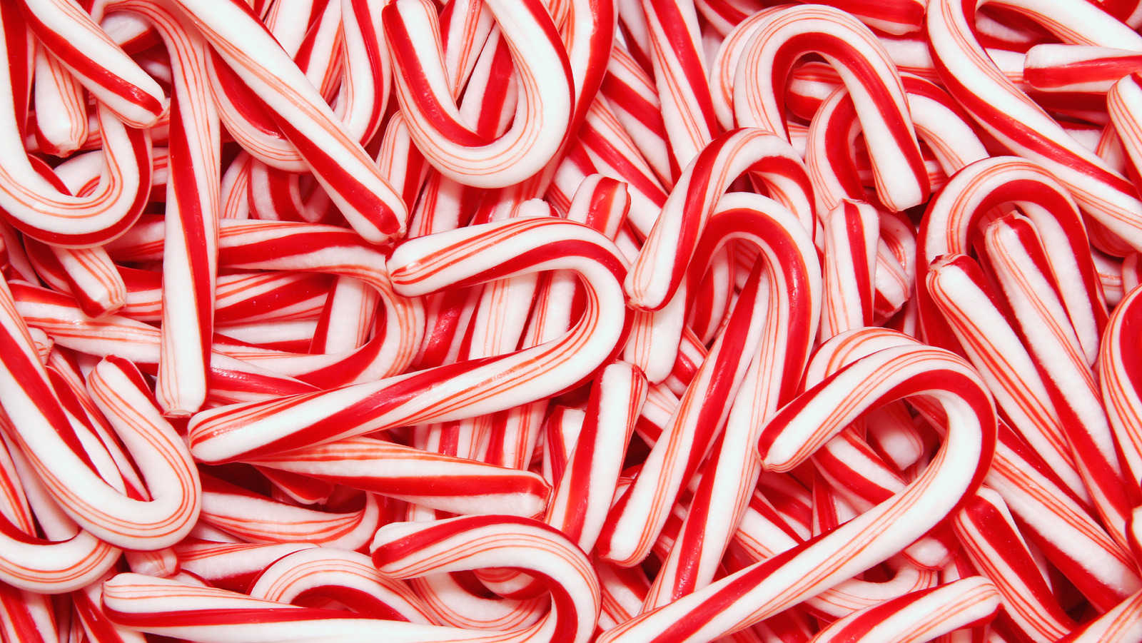 The First Use For Candy Canes Was To Keep Kids Quiet