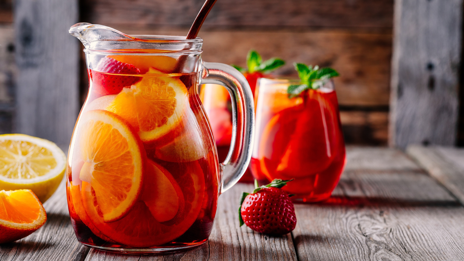 The Ice Hack To Make Your Summer Pitcher Drinks Far Less Diluted