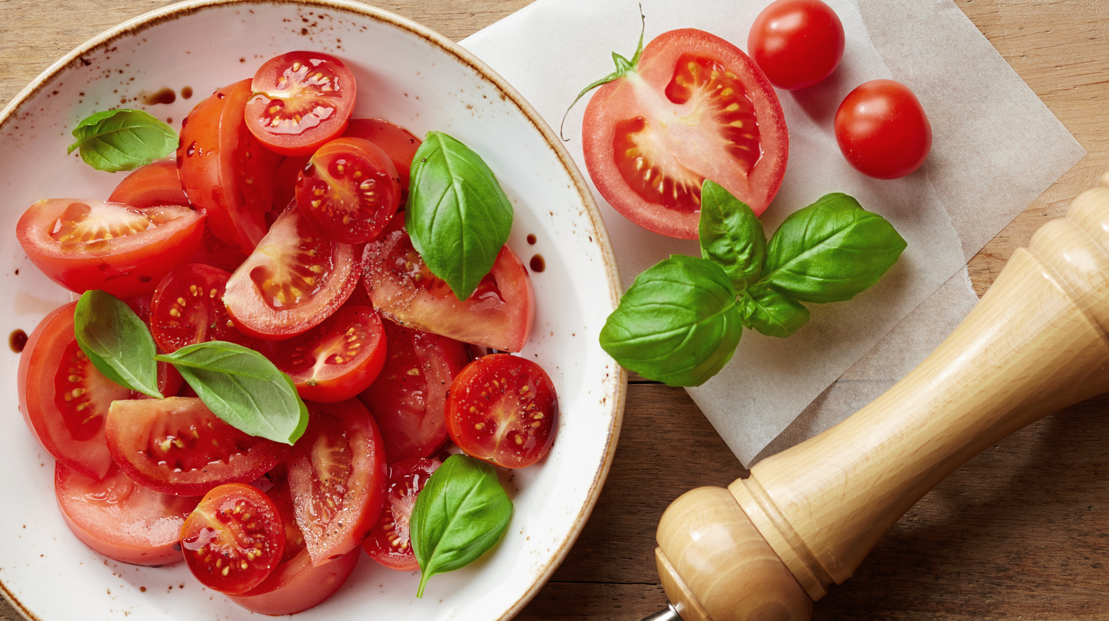 The Iconic Seasoning You Need To Try On Tomatoes This Summer