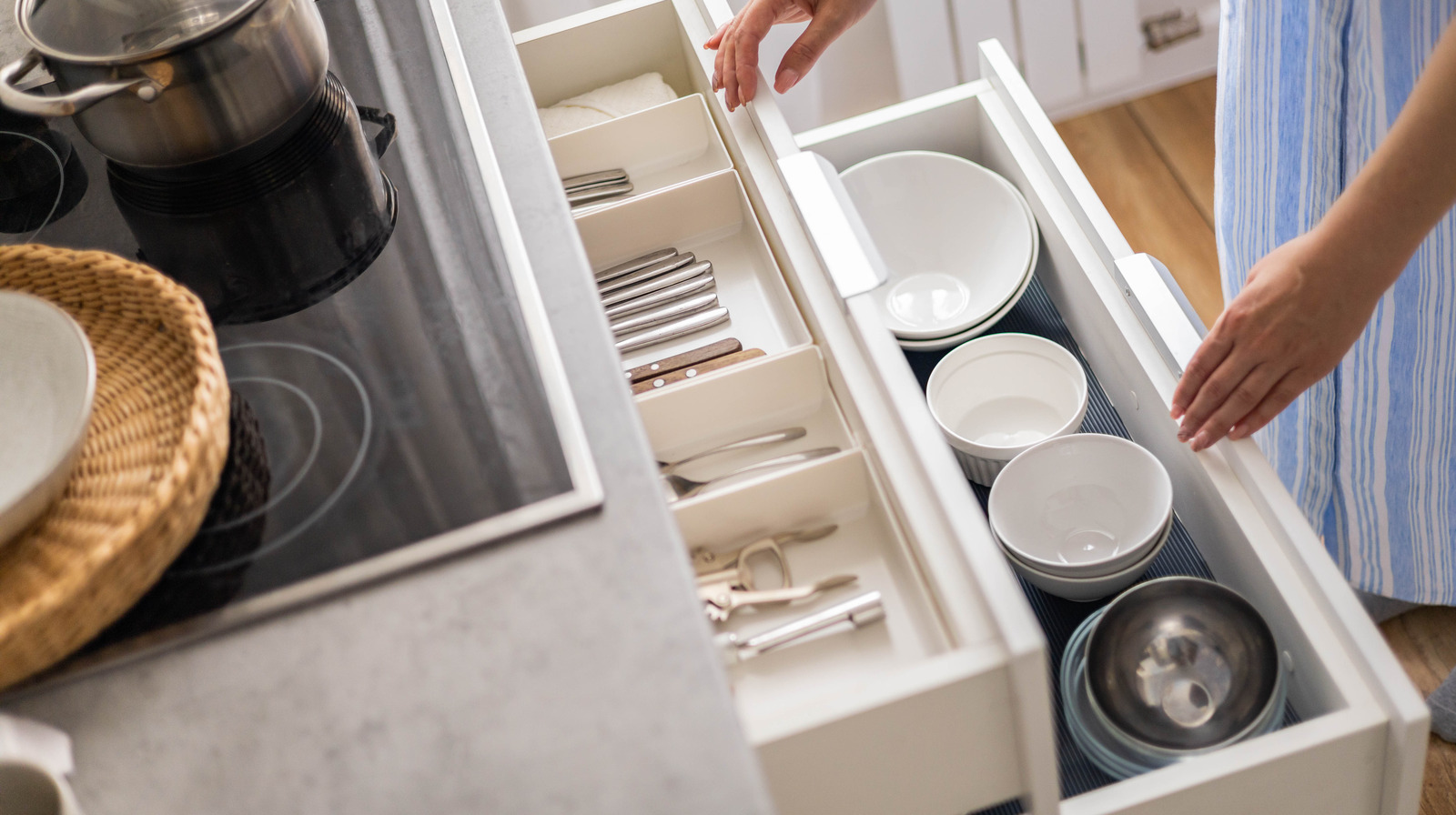 The One Habit You Need To Pick Up For A More Organized Kitchen